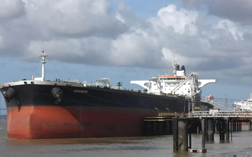 Greek oil tanker attack: Sounion adrift in the Red Sea after Houthi ...